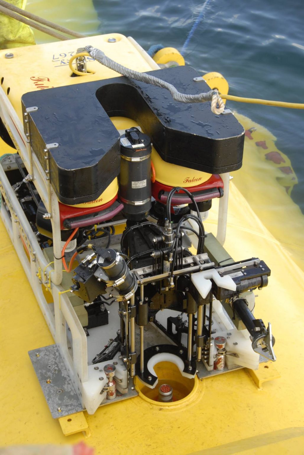 ROV - Roving Eye Enterprises
